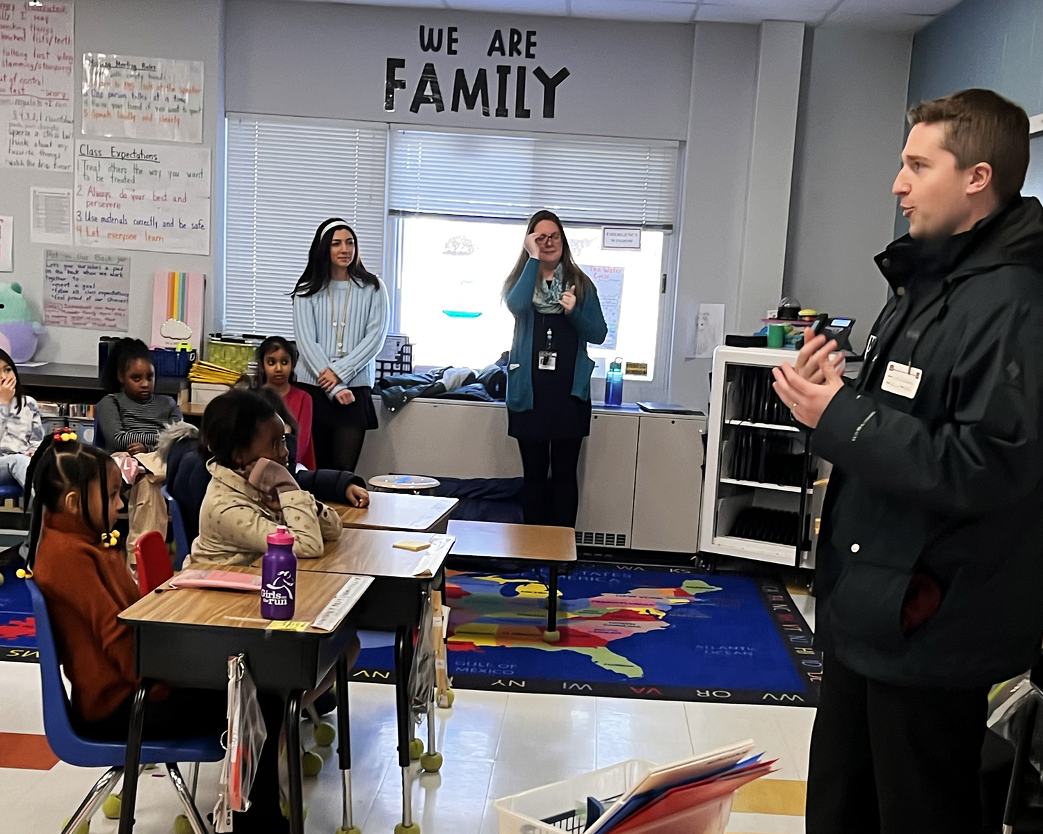 Meteorologist creates clouds as he enlightens Menands School students ...